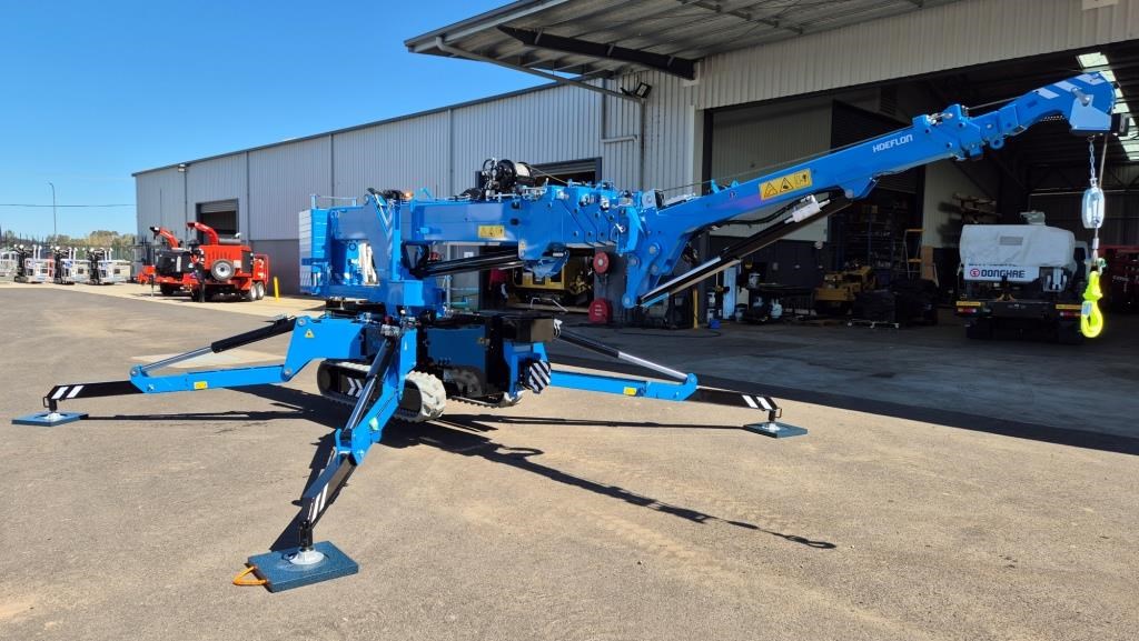 2024 HOEFLON C10E - 4T SPIDER CRANE for sale (refcode TA1234899)