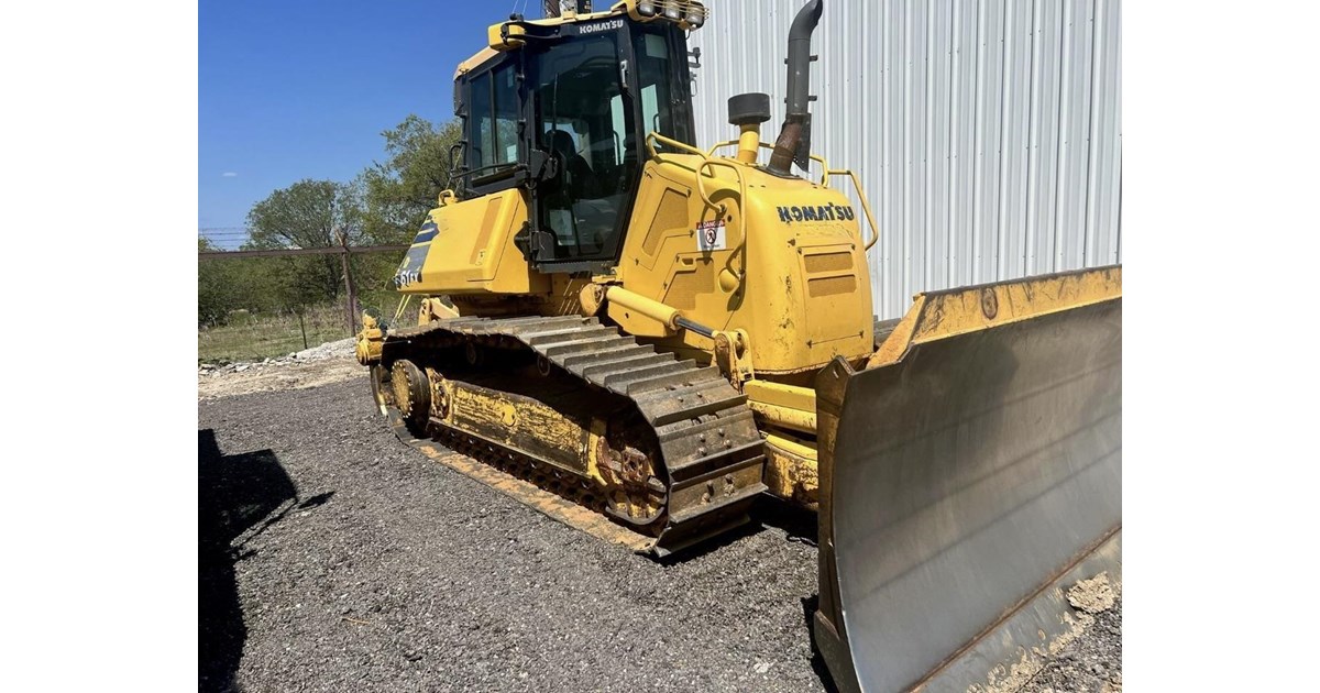 2018 KOMATSU D61EX-24 for sale (refcode TA1242342)