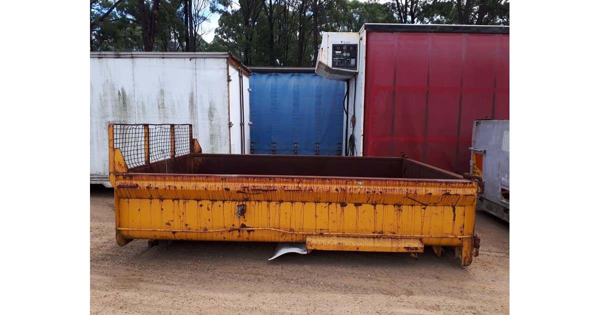 TIPPING BODY STEEL BODY for sale (refcode TA1242955)