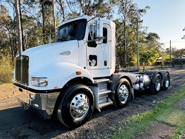2017 KENWORTH T359 8X4, 440HP AUTO 50T RATED for sale (refcode TA1235749)