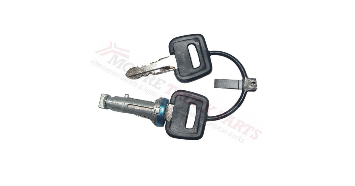 DAF DOORS, DOOR ACCESSORIES & GLASS 2 Keys with 1 Lock for Door Handle ...