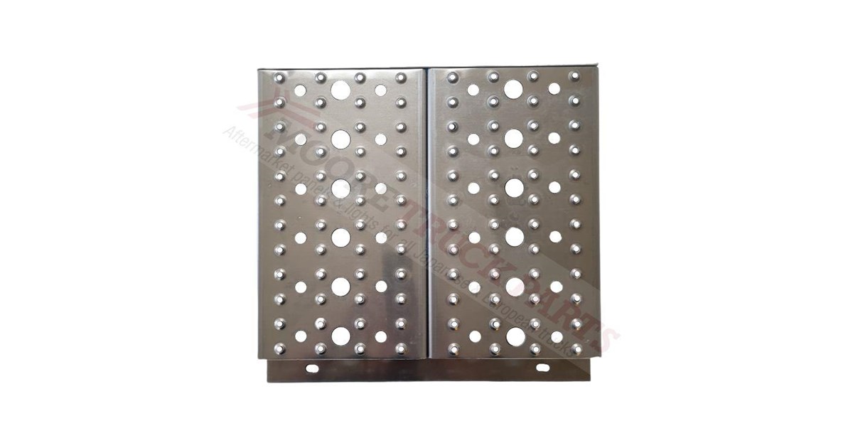 FREIGHTLINER STEP PANELS & PLATES for sale (refcode TA1243808)