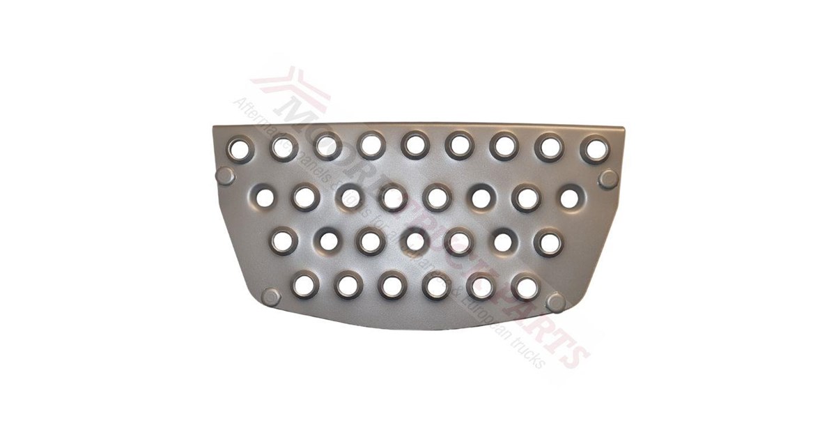 MAN STEP PANELS & PLATES Right = Left Step Plate Lower for sale ...