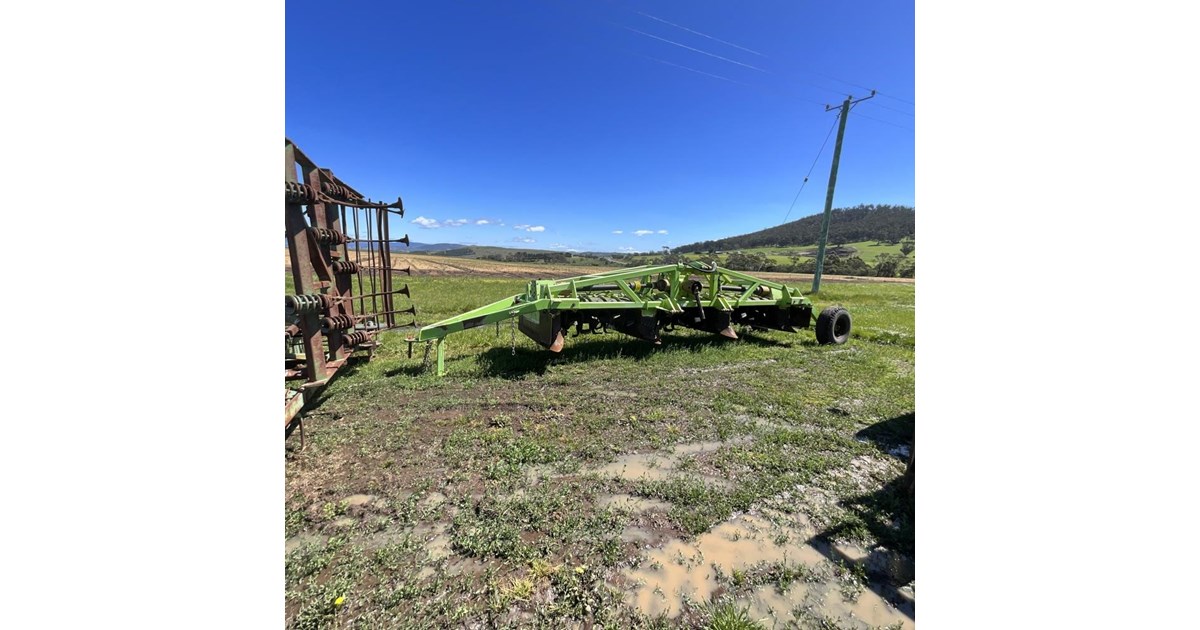 CAMERON HUSSEY CAMERON HUSSEY for sale (refcode TA1246986)