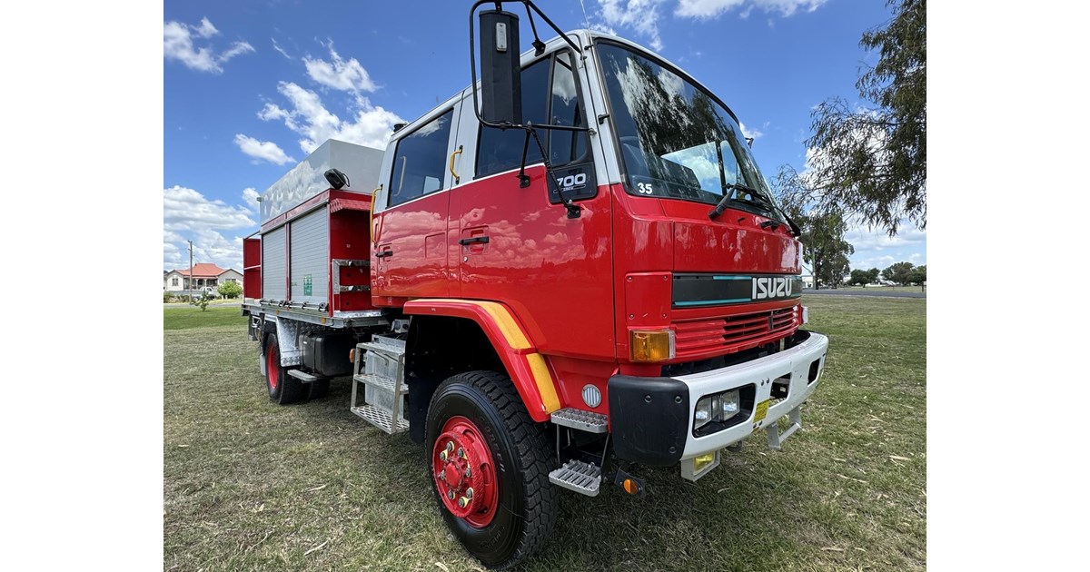 1995 ISUZU FTS for sale (refcode TA1246824)