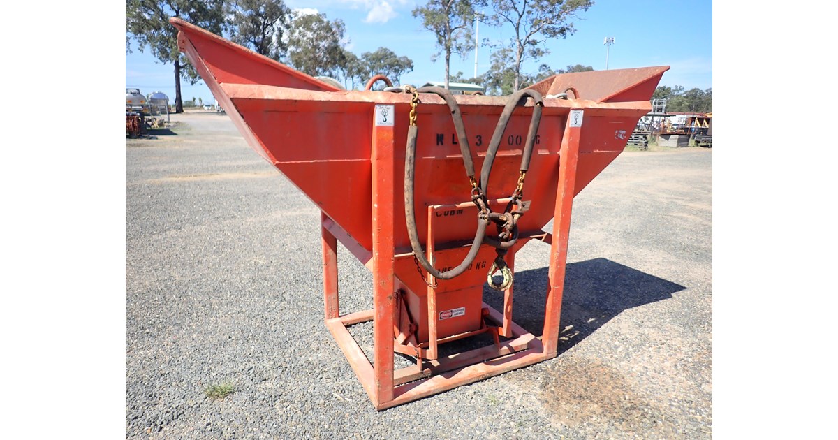 CUSTOMBUILT KIBBLE BUCKET for sale (refcode TA1247191)