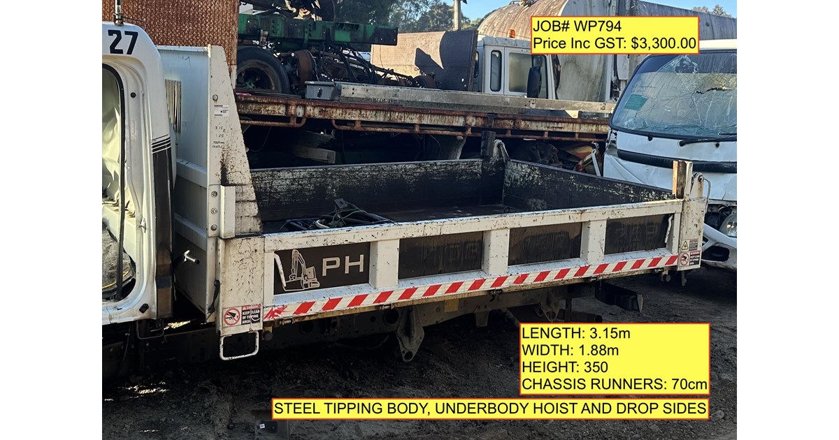 STEEL BODY TIPPER AND HOIST for sale (refcode TA1251478)