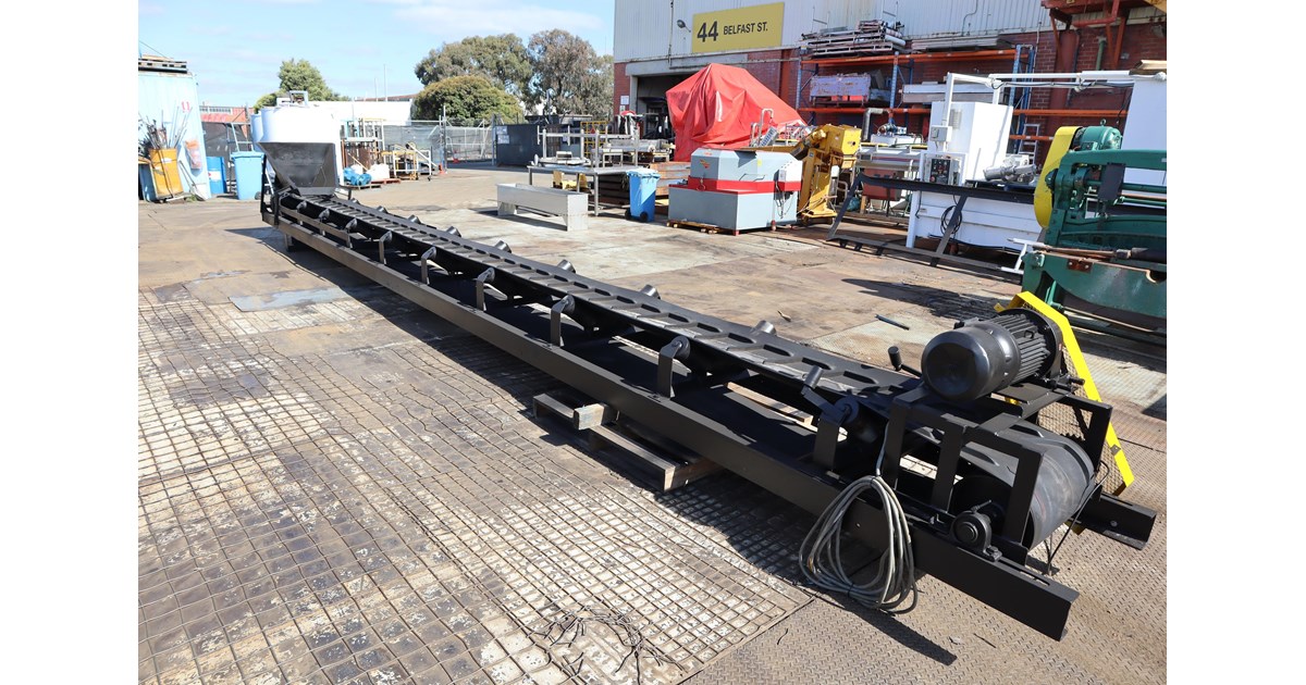 INDUSTRIAL SOIL GRAVEL INCLINE TROUGH ELEVATOR CONVEYOR 10M LONG BELT ...