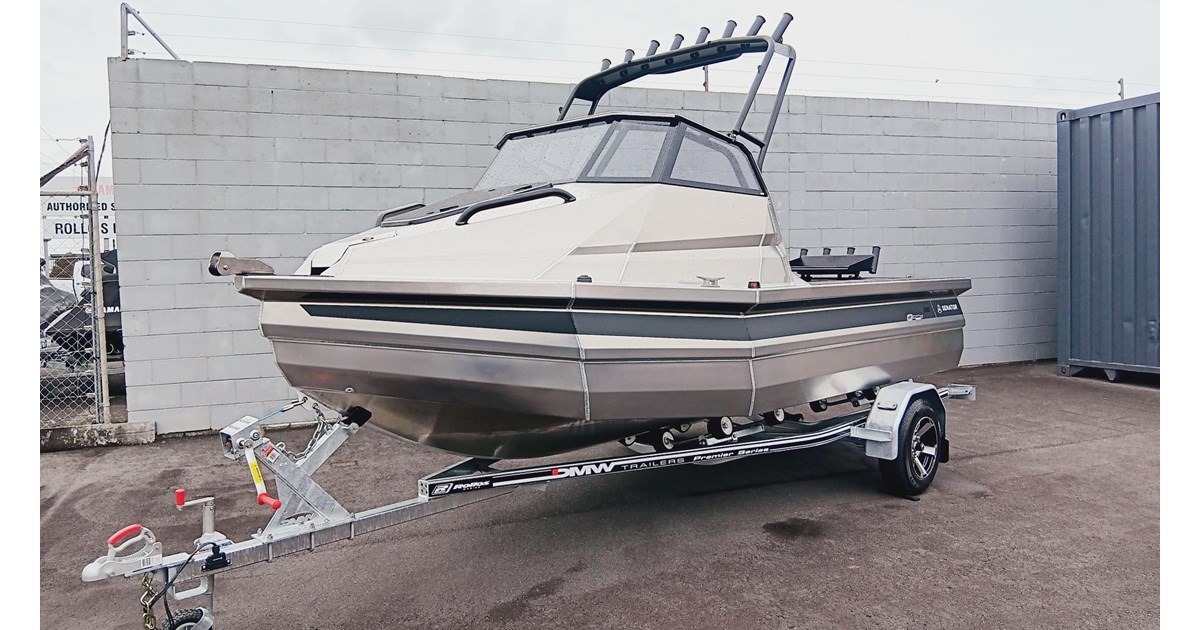 SENATOR 500 CUDDY for sale (refcode TA1252126)