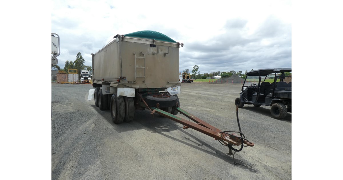 1988 GORSKI TRI AXLE TIPPING DOG TRAILER for sale (refcode TA1205802)