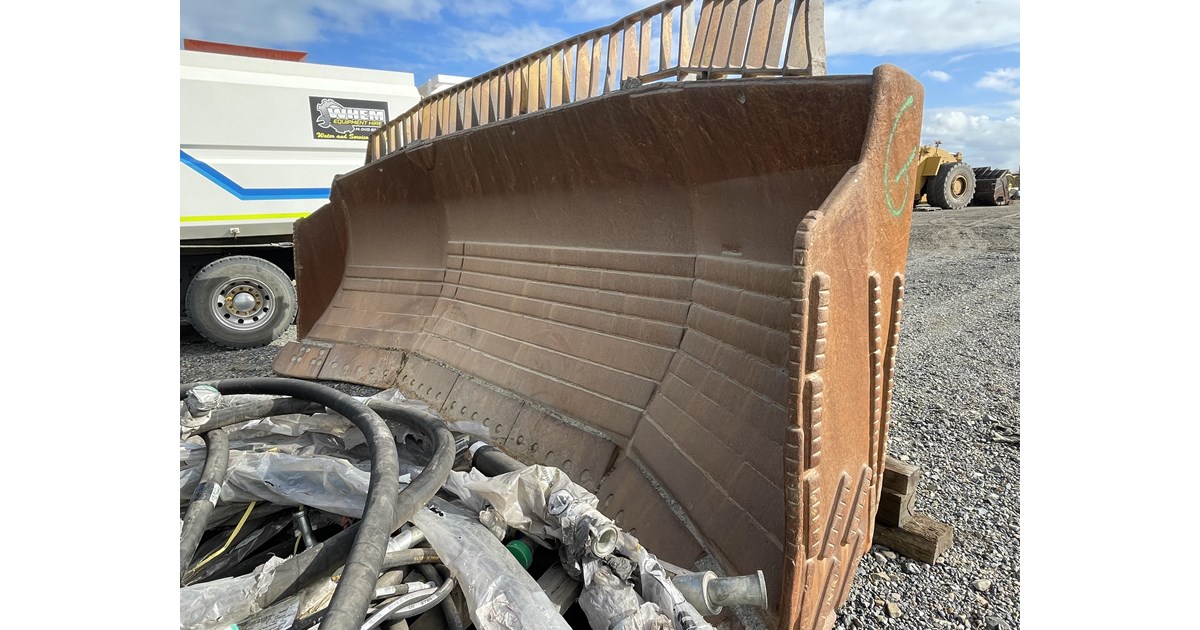 2014 CATERPILLAR D10 U BLADE Full Widening for sale (refcode TA1252972)