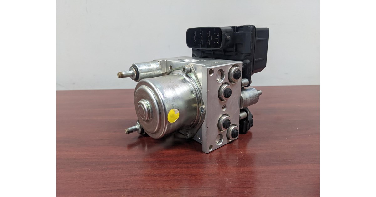 MITSUBISHI ROSA ABS MODULE for sale (refcode TA1254381)