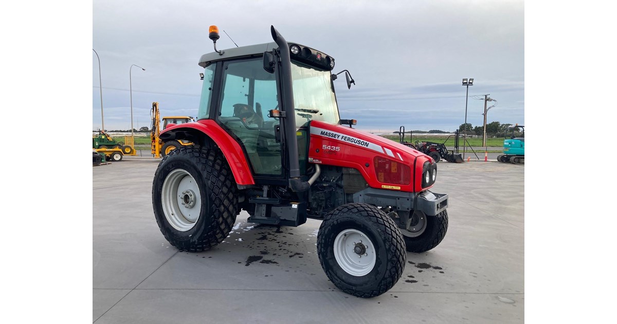 2010 MASSEY FERGUSON 5435 for sale (refcode TA1257296)