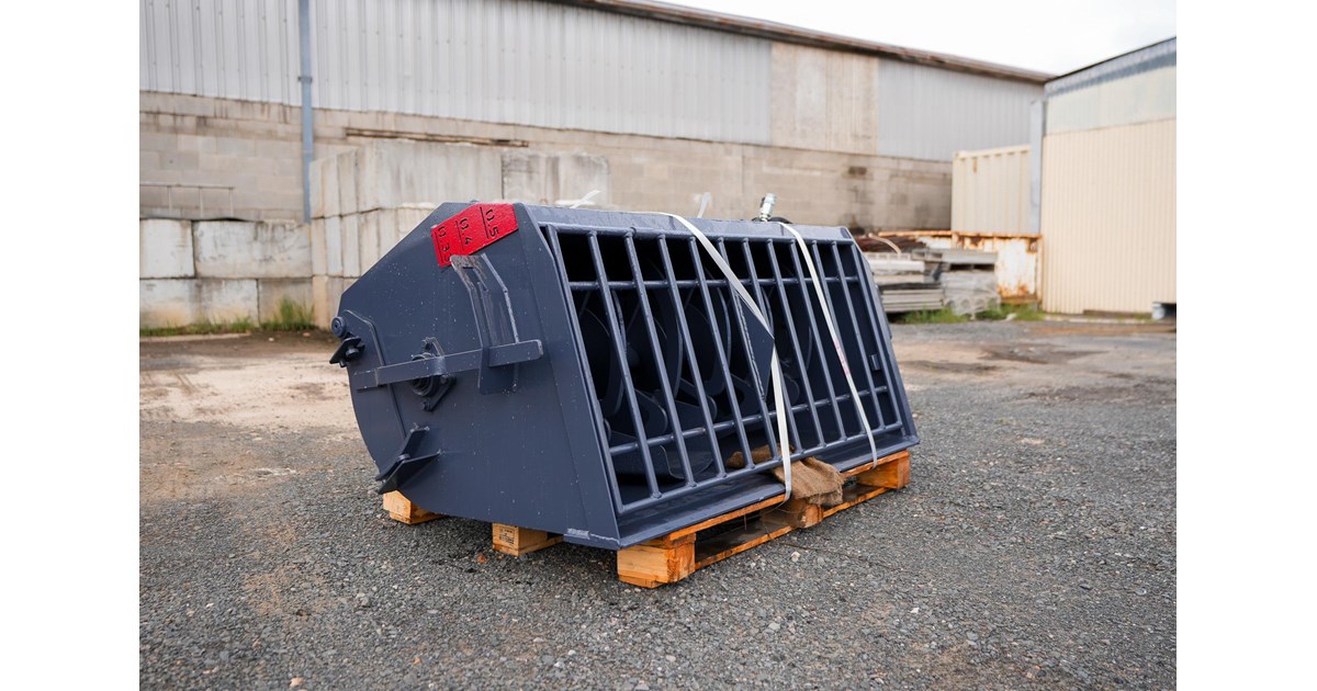 NORM ENGINEERING NEW NORM SKIDSTEER CONCRETE BATCHING BUCKET Concrete ...
