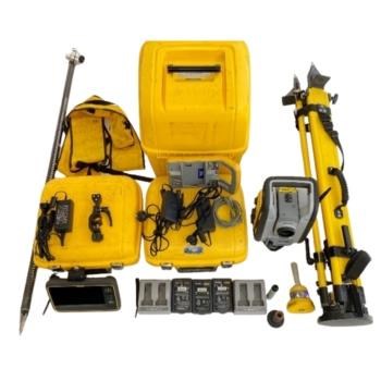 TRIMBLE UNIVERSAL TOTAL STATION KIT for sale (refcode TA1264157)