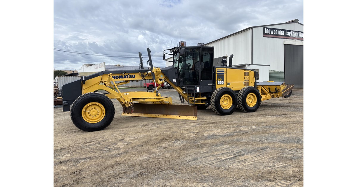 2011 KOMATSU GD555-5 for sale (refcode TA1264920)