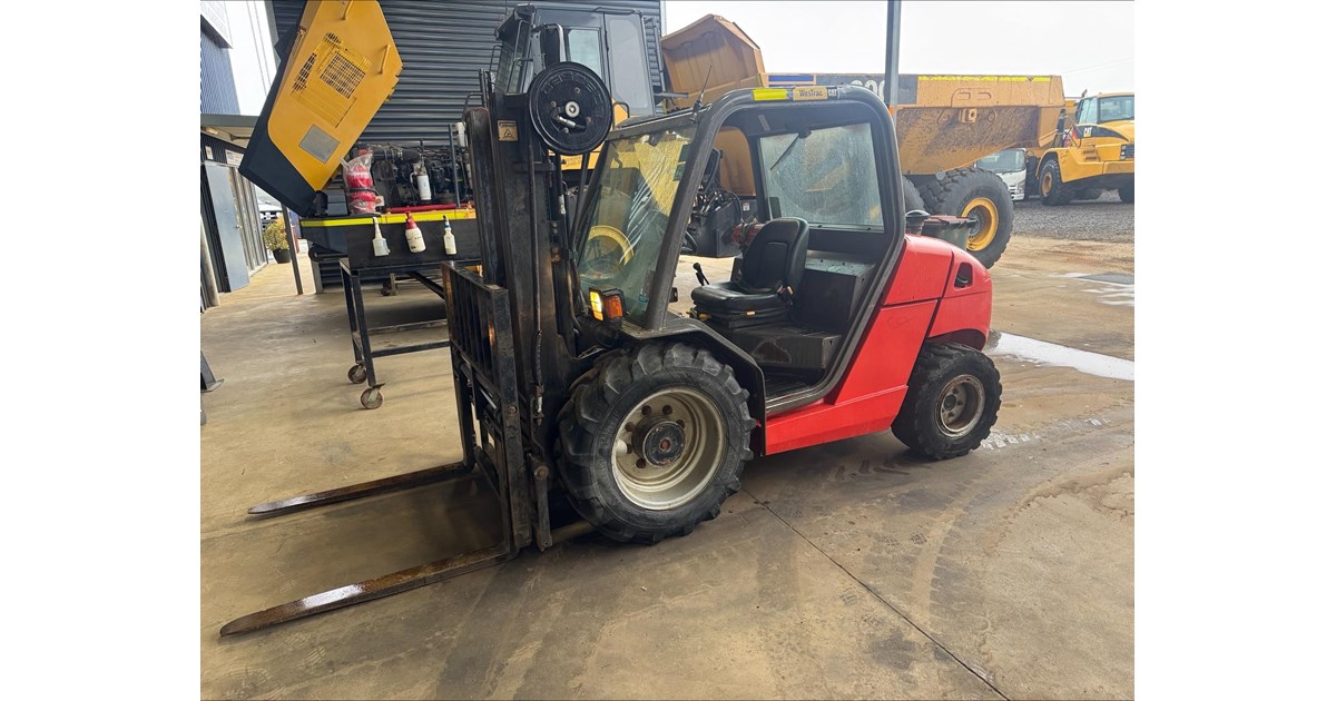 2011 MANITOU MH25-4T ALL TERRAIN FORKLIFT for sale (refcode TA1270173)