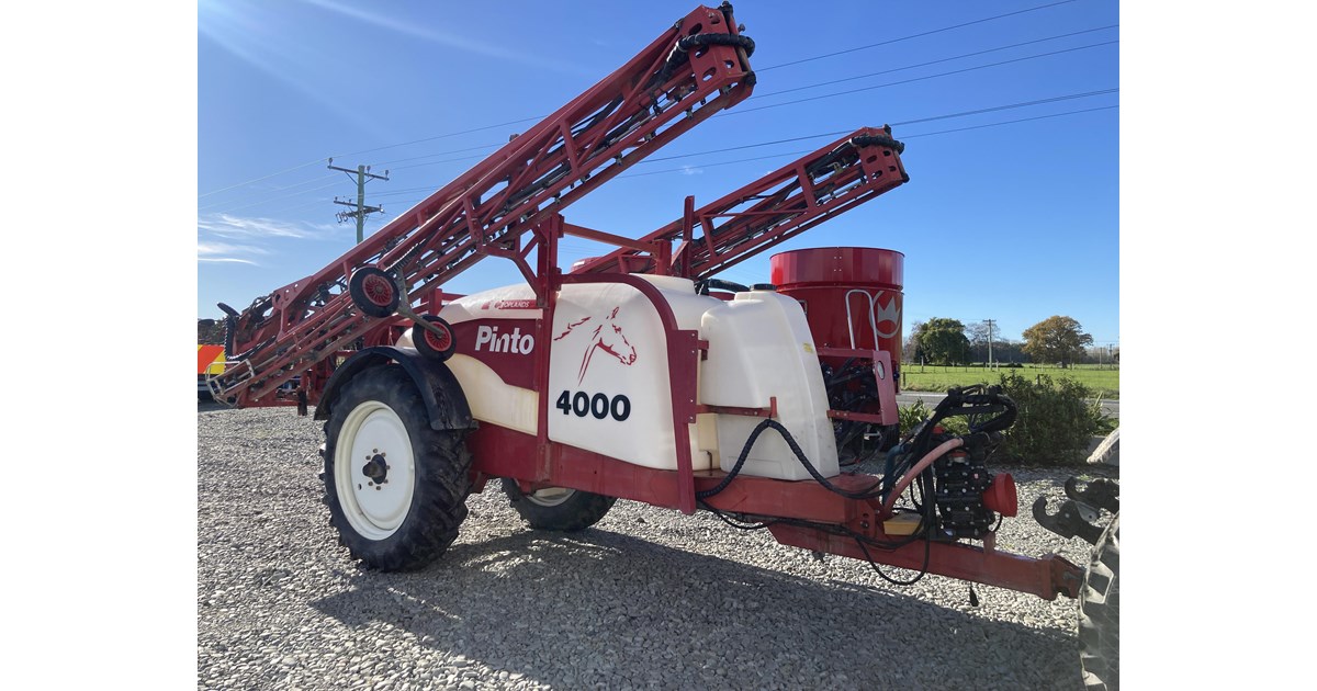 CROPLANDS PINTO 4,000L TRAILED BOOM SPRAYER + GST for sale (refcode ...