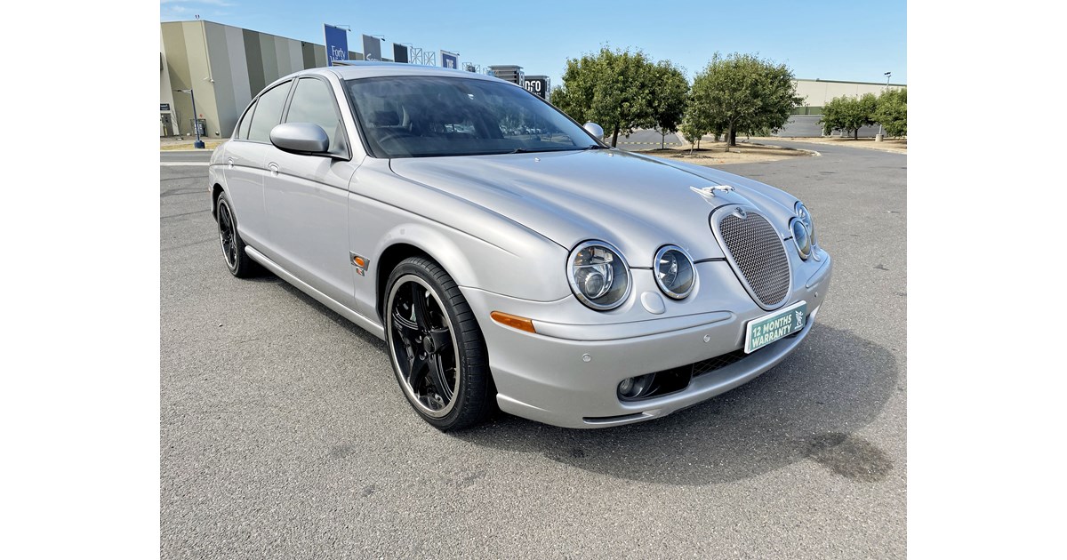 2003 JAGUAR S-TYPE R for sale (refcode DIY1272964)