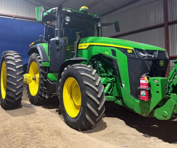 JOHN DEERE 8R340 for sale (refcode TA1272902)
