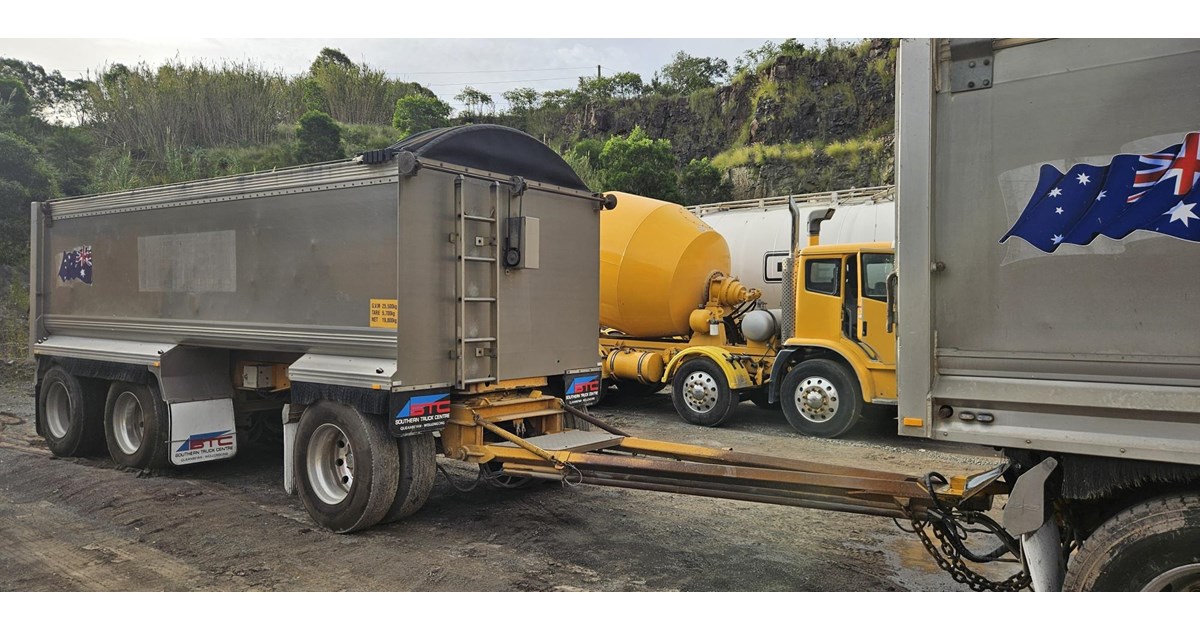 2007 CB TRI AXLE DOG TRAILER for sale (refcode TA1274531)