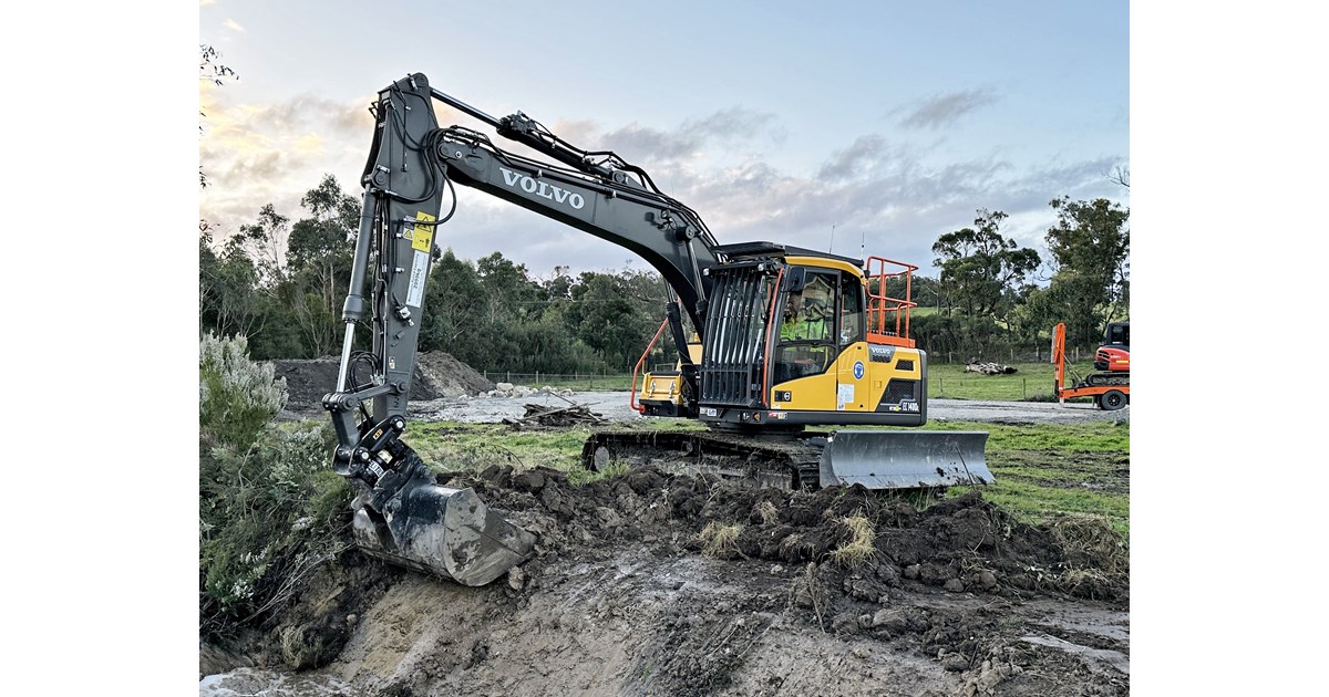 2023 VOLVO EC140DL for sale (refcode DIY1277592)