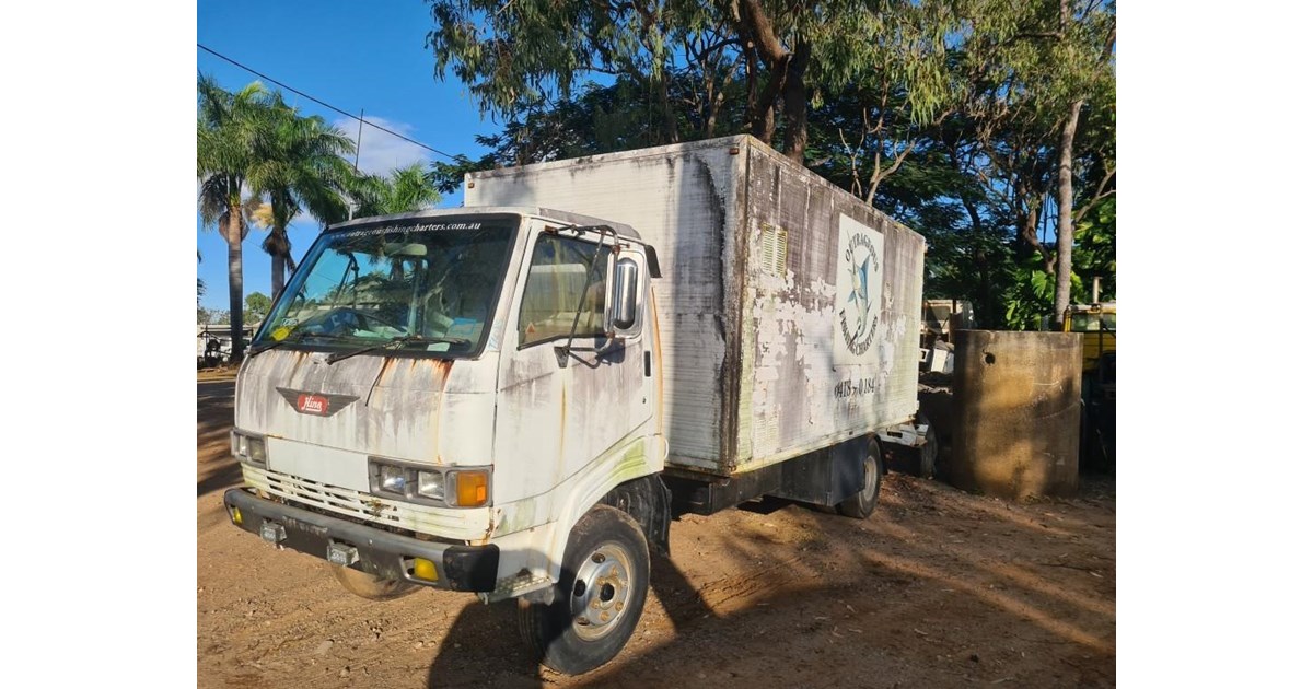 1988 HINO FC FLEETER/MERLIN Wrecking for sale (refcode TA1178662)