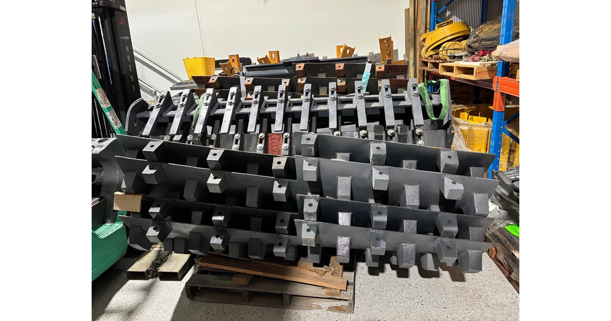 CUSTOM PADFOOT SHELL KIT for sale (refcode TA1278425)