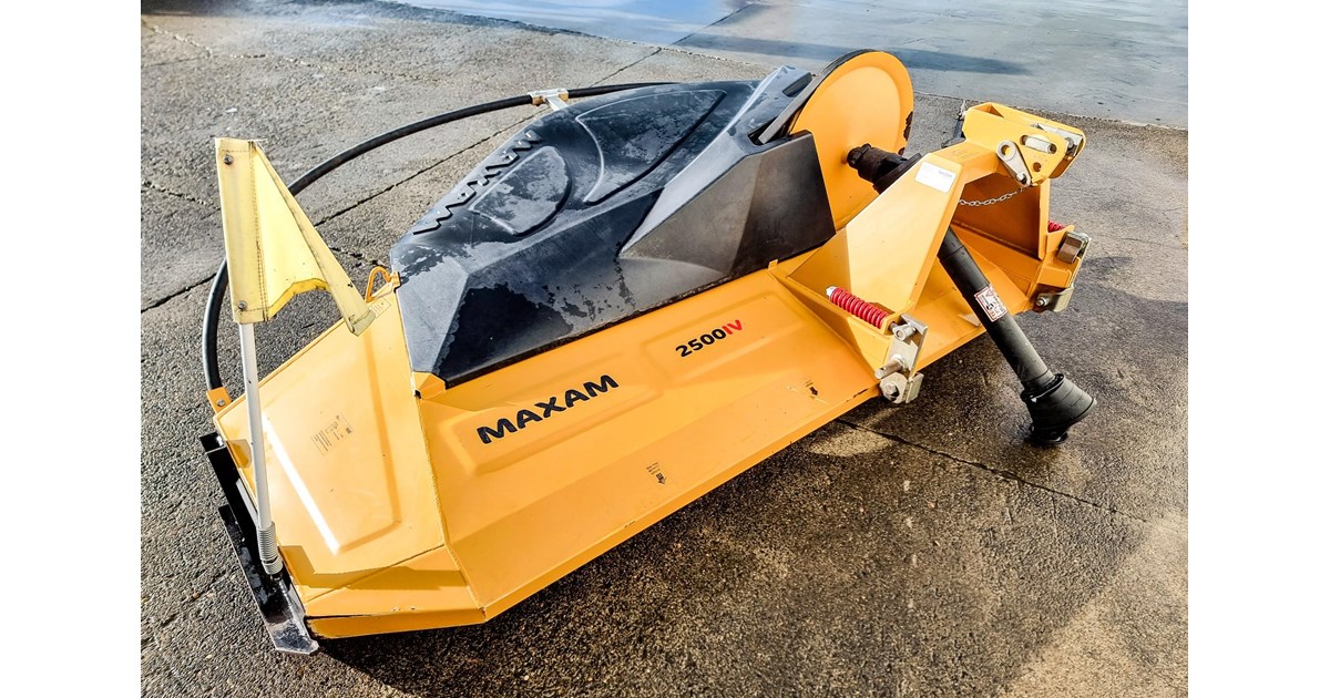 MAXAM 2500 MK4 TWIN DRUM MOWER C/W WILTER for sale (refcode TA1278671)