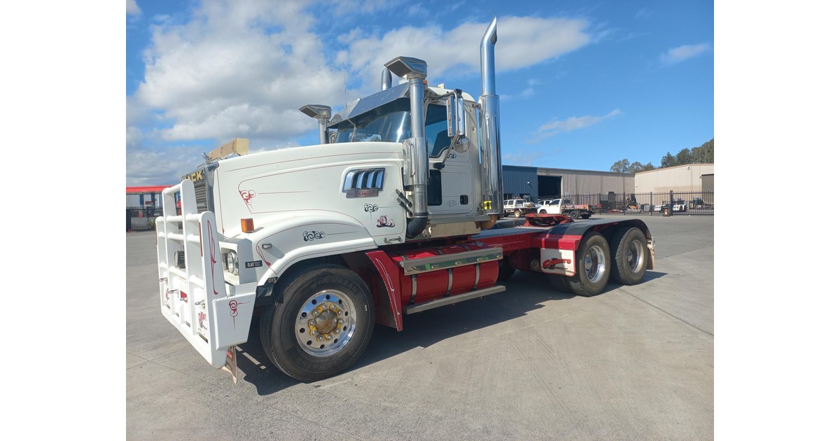 2005 MACK SUPER-LINER SUPERLINER for sale (refcode TA1279982)
