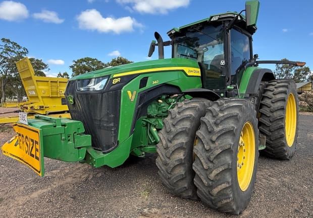 2020 JOHN DEERE 8R340 for sale (refcode TA1298616)