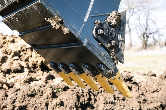 New teeth for Komatsu range