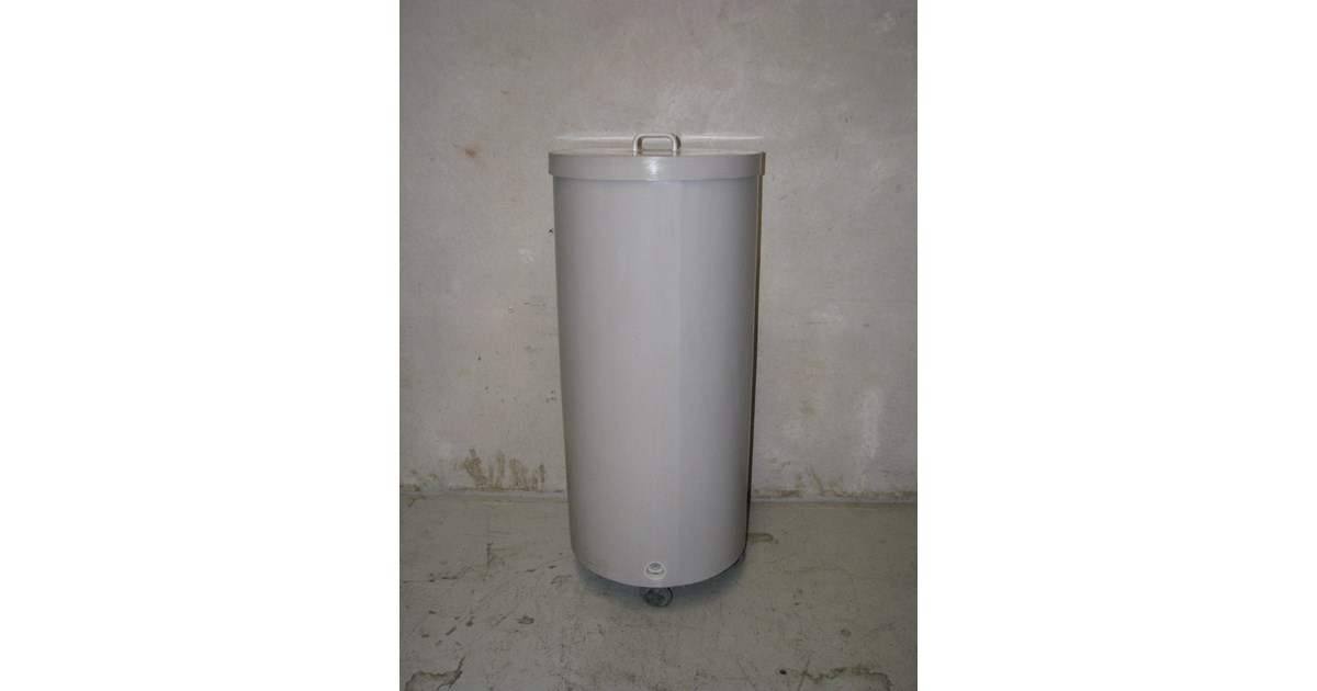 PORTABLE 160 LITRE LABORATORY TANK for sale (refcode TA623502)
