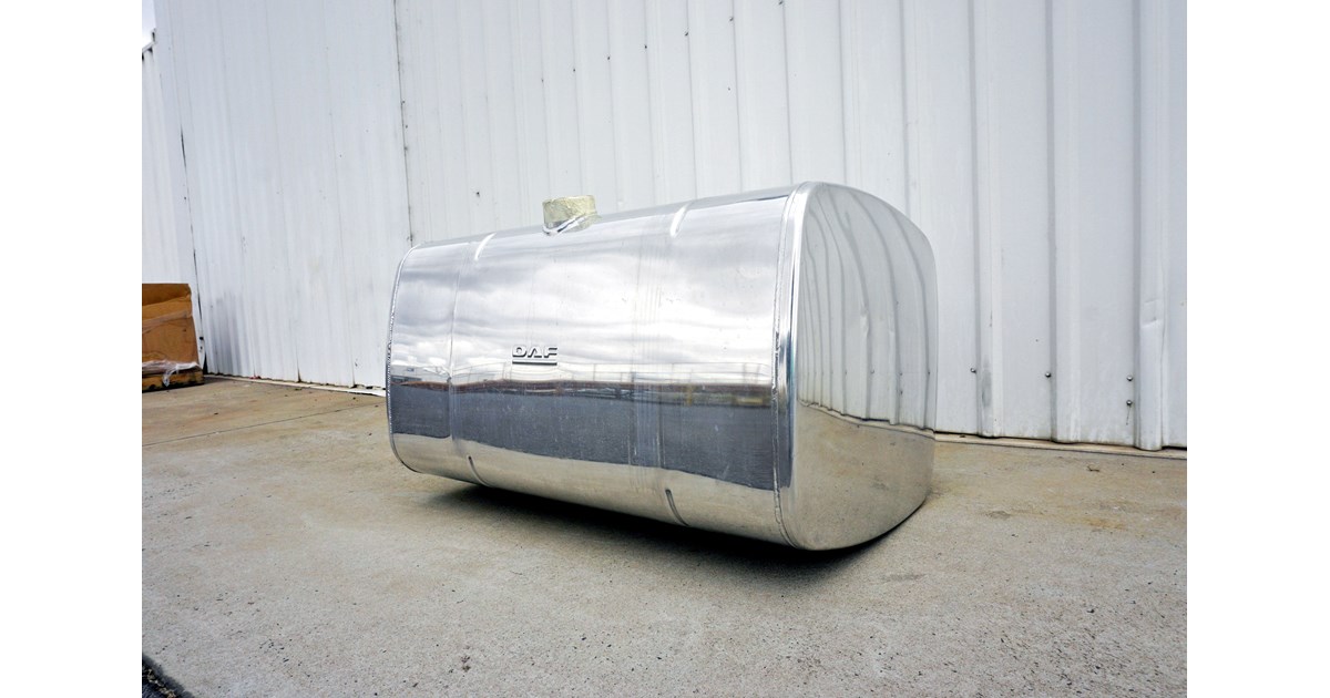 DAF SPLIT FUEL / HYDRAULIC OIL TANK for sale (refcode TA666812)
