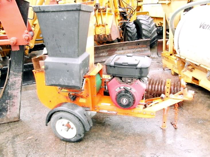 RED ROO 4" CHIPPER SHREDDER for sale (refcode TA549981)