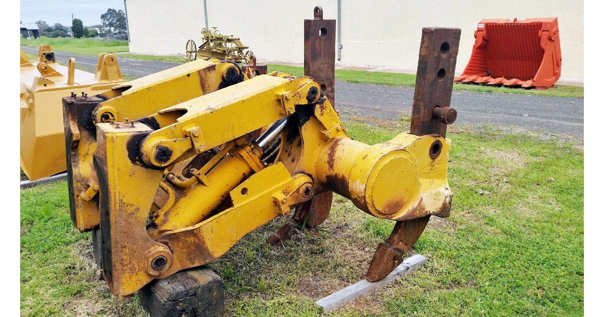 KOMATSU ***SOLD***D85 RIPPER ASSY for sale (refcode TA748884)