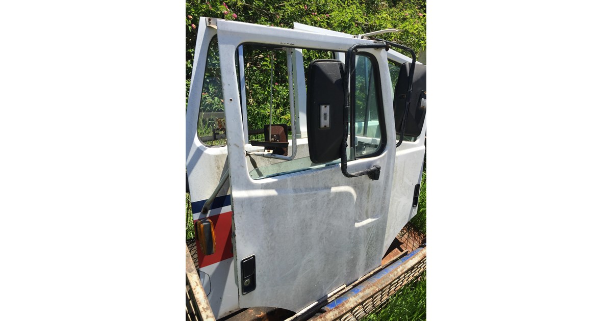 1997 INTERNATIONAL ACCO DOORS VARIOUS for sale (refcode TA765034)