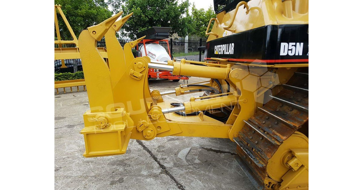 CATERPILLAR D5N D5M Four Barrel Dozer Rippers for sale (refcode TA872323)