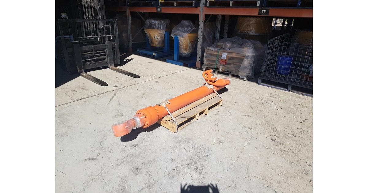 HITACHI ZX330 for sale (refcode TA994099)