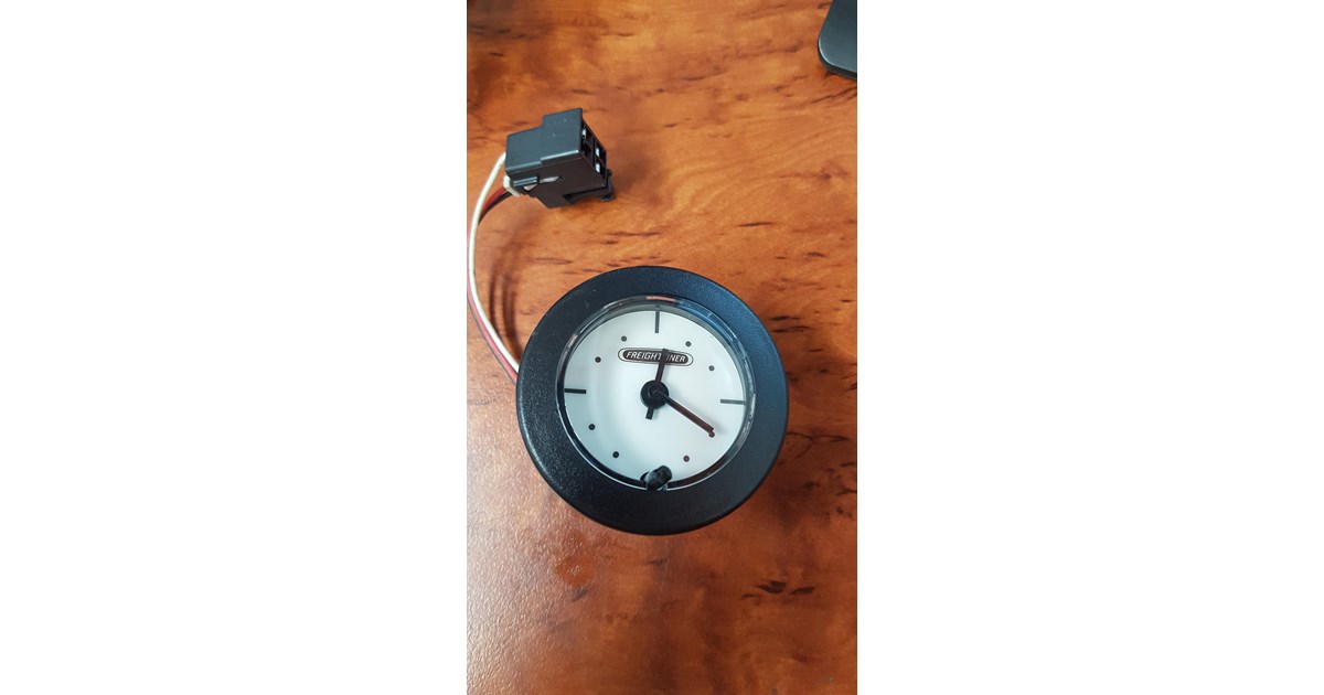 FREIGHTLINER CLOCK for sale (refcode TA1015614)