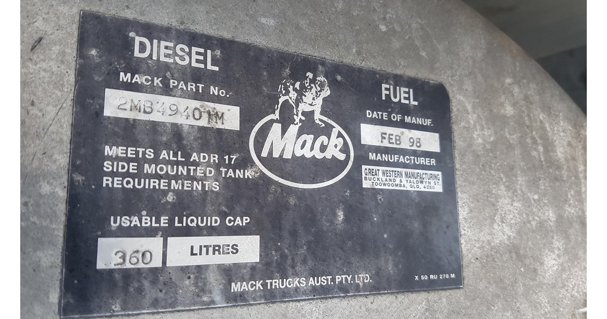 MACK DIESEL TANK for sale (refcode TA1017639)