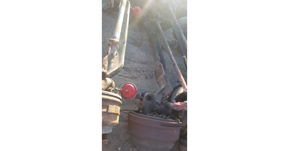 FREIGHTLINER FRONT AXLE for sale