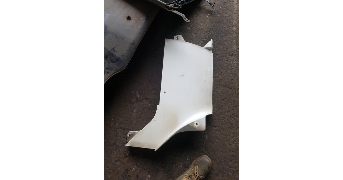 RIGHT FREIGHTLINER COLUMBIA COWL PANEL A18-37138-003 for sale (refcode ...