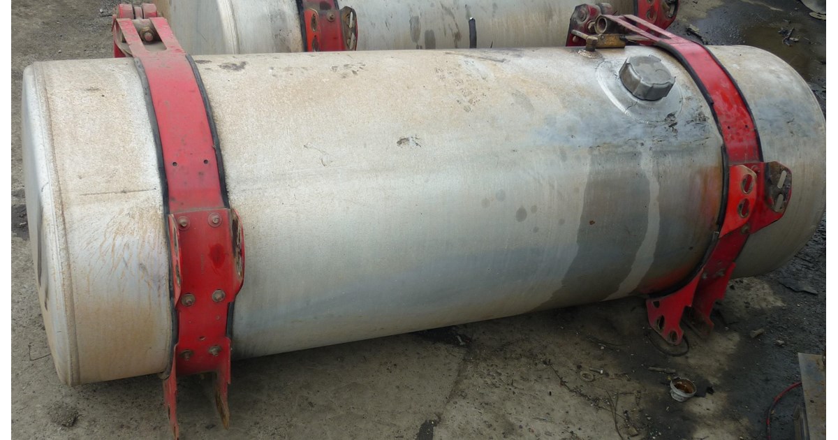 FREIGHTLINER FUEL TANK ALLOY 1640X600 FREIGHTLINER for sale