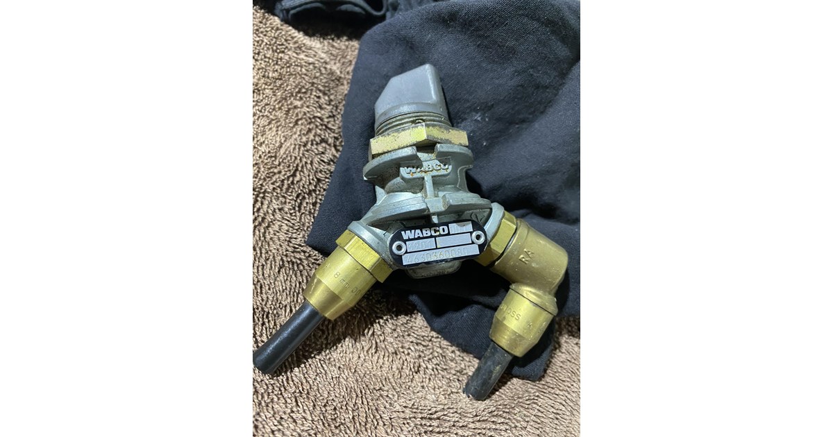 WABCO MULTI PORT VALVE 4630360080 WABCO 4630360080 for sale (refcode ...
