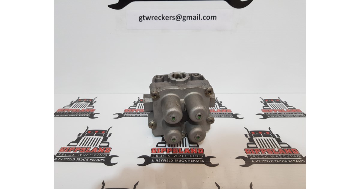 WABCO SCANIA 4 WAY PROTECTION VALVE 1381883 1431049 WABCO SCANIA ...