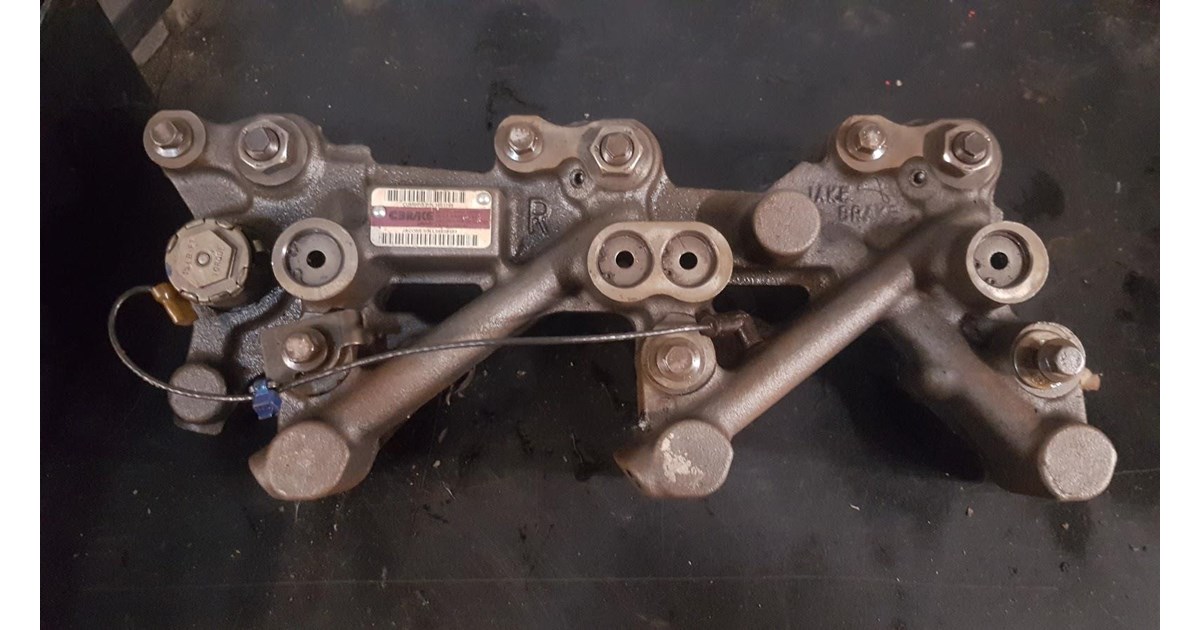 CUMMINS ISL JAKE BRAKE AND ROCKER ARM KIT 3963795 / 3963794 3963795 ...