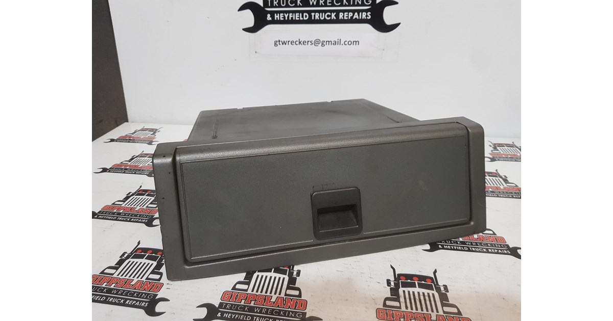 MACK CH STORAGE COMPARTMENT CABIN MACK CH for sale (refcode TA1062809)