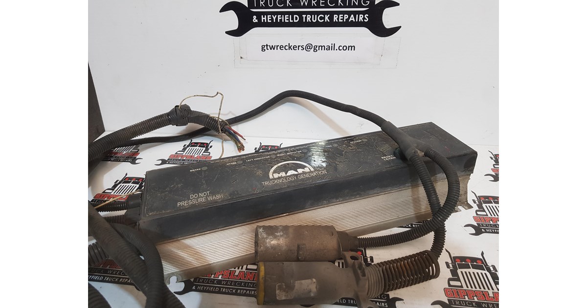 REDARC TRAILER CIRCUIT CONTROL REDUCER VRB-MAN REDARC VRB-MAN for sale ...