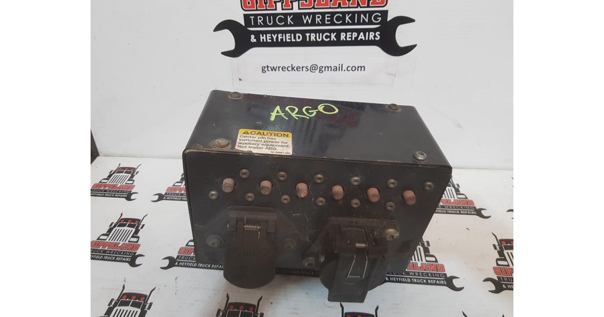FREIGHTLINER ARGOSY POWER DISTRIBUTION BLOCKTRAILER FREIGHTLINER ARGOSY ...